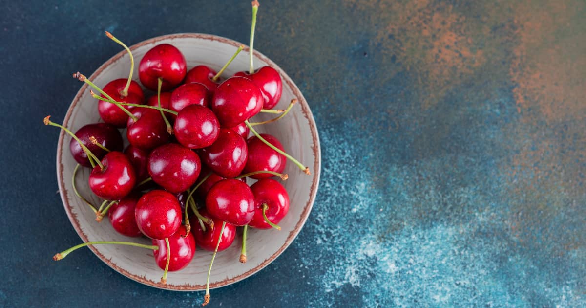 Are Cherries Acidic? A Deep Dive into this Tart & Tasty Fruit – Advanced Food Intolerance Labs